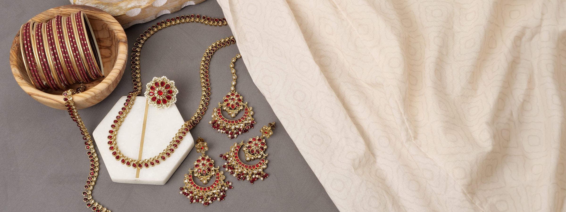 Bees Jewellery Official Website | Bangles | Necklace Sets | Earrings