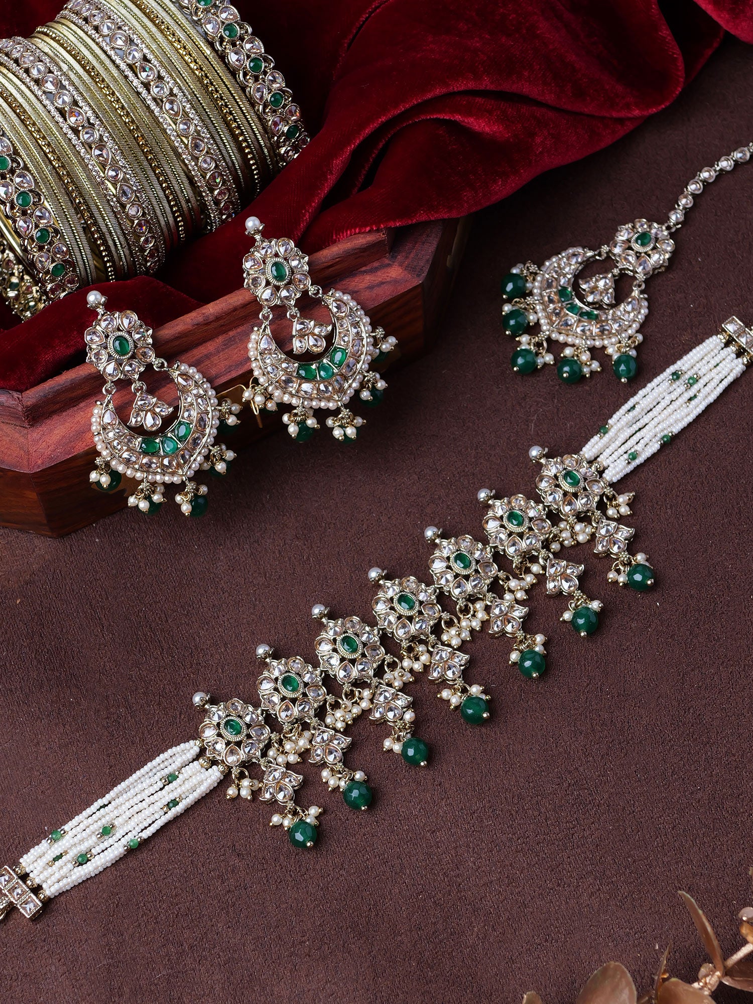 Jayani Choker Set in Pearl and Green