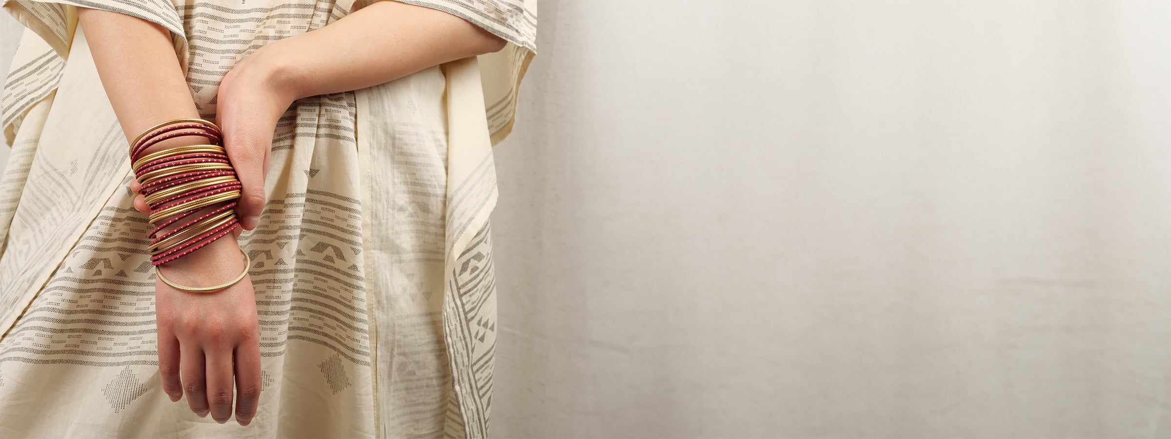 Bees Jewellery Official Website | Bangles | Necklace Sets | Earrings